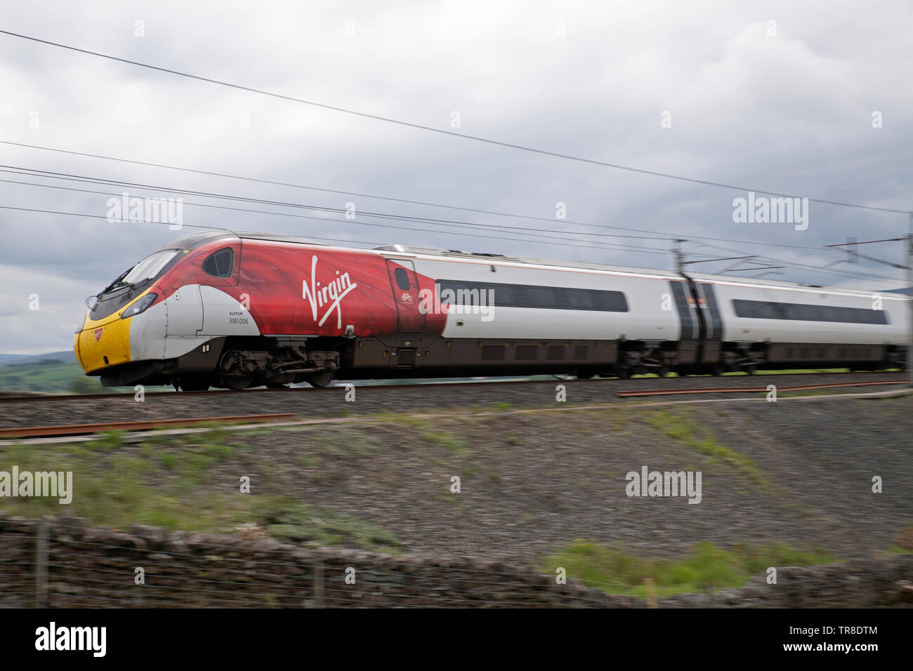 Virgin Class 390 Pendolino Train (390-006) on the West Coast Line at ...