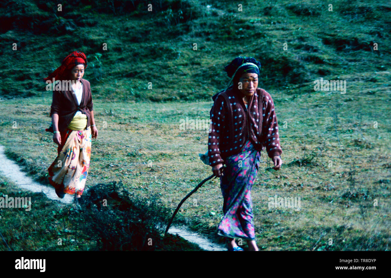 Traditional costume nepal hi-res stock photography and images - Alamy