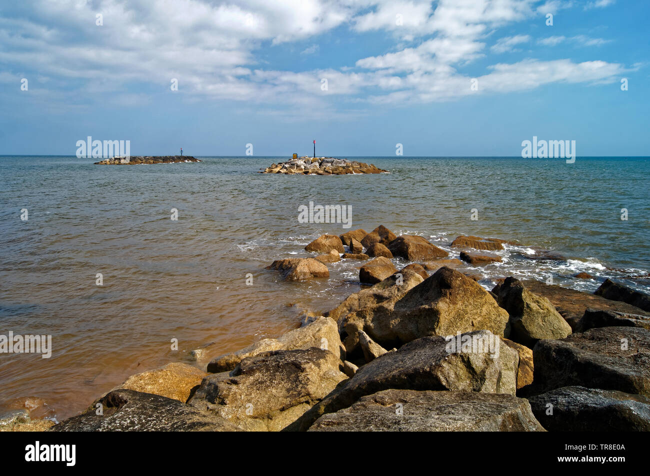 Rock sea defences hi-res stock photography and images - Alamy
