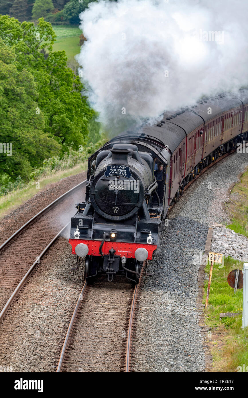 Steam Locomotive, LMS Jubilee Class, 45690 Leander at Armathwaite ...