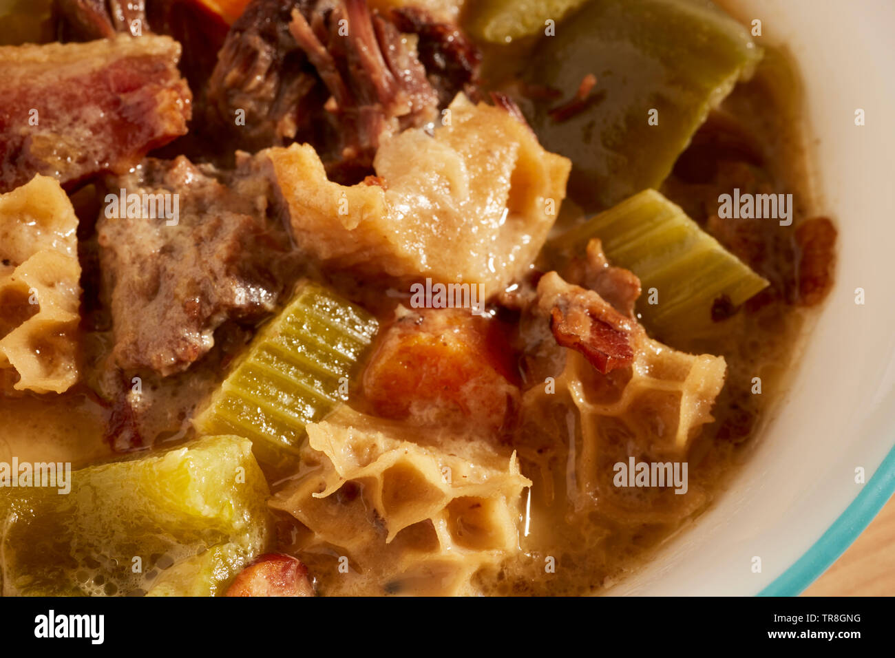 Traditional pot hi-res stock photography and images - Alamy