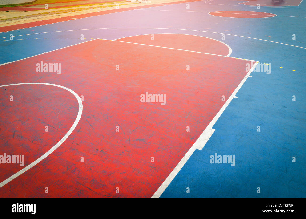 basketball court sport outdoor public park / Streetball Stock Photo - Alamy