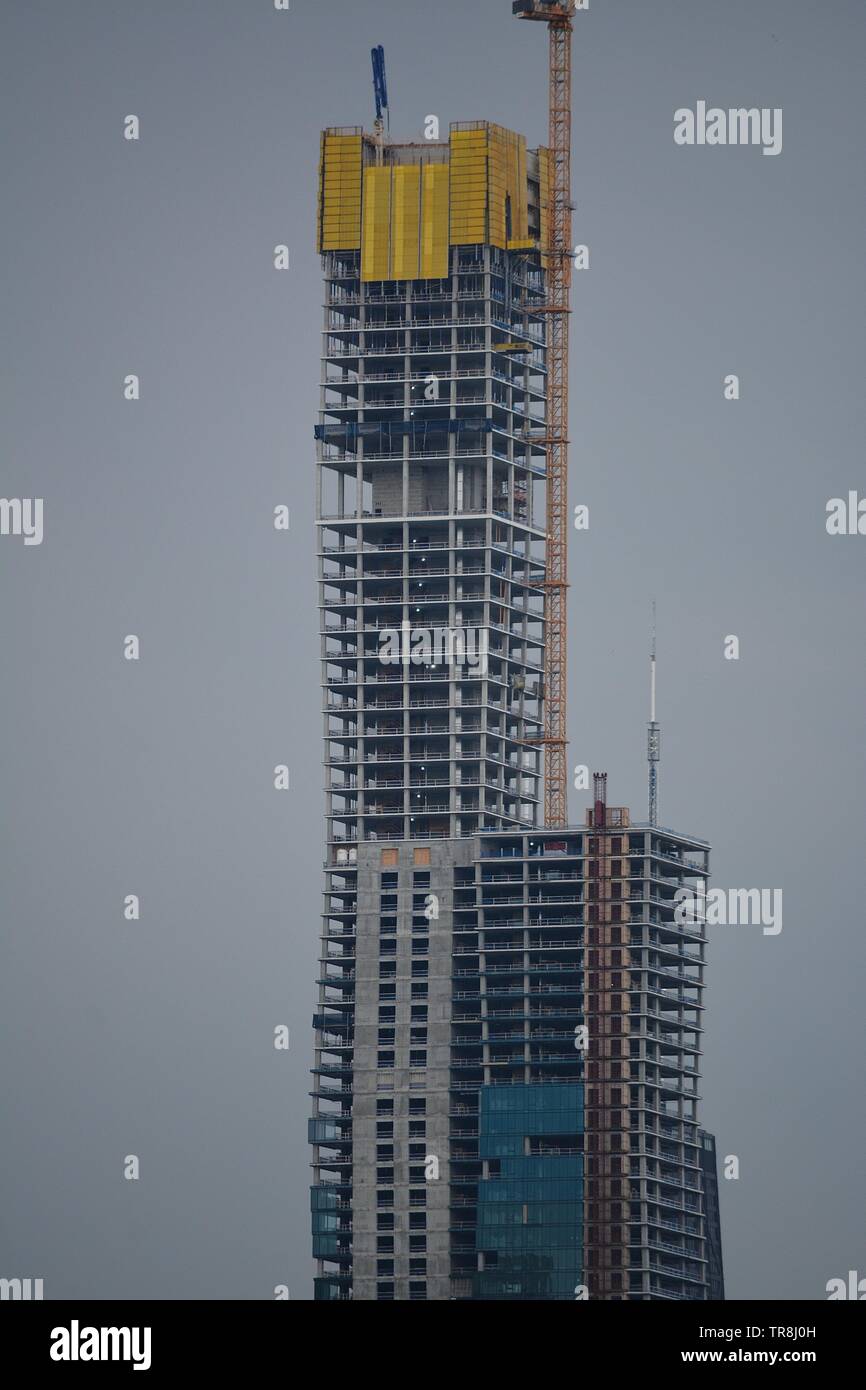 Vista Tower, the third tallest tower in Chicago, under construction ...