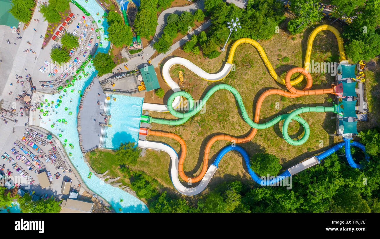 Dollywood splash country hi-res stock photography and images - Alamy