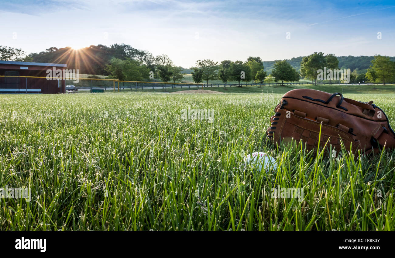 Early baseball hi-res stock photography and images - Alamy