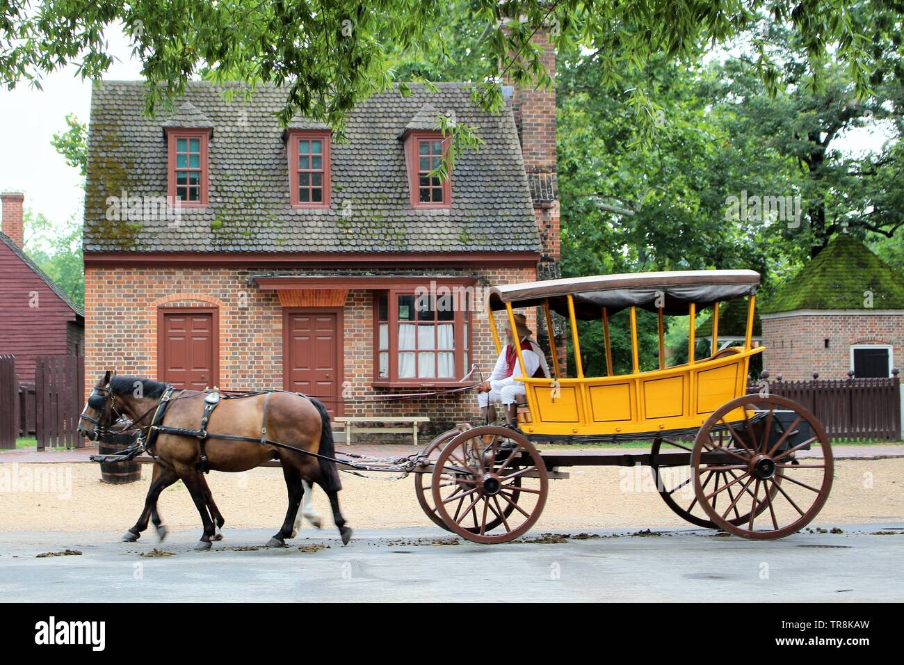 Colonial williamsburg hi-res stock photography and images - Alamy