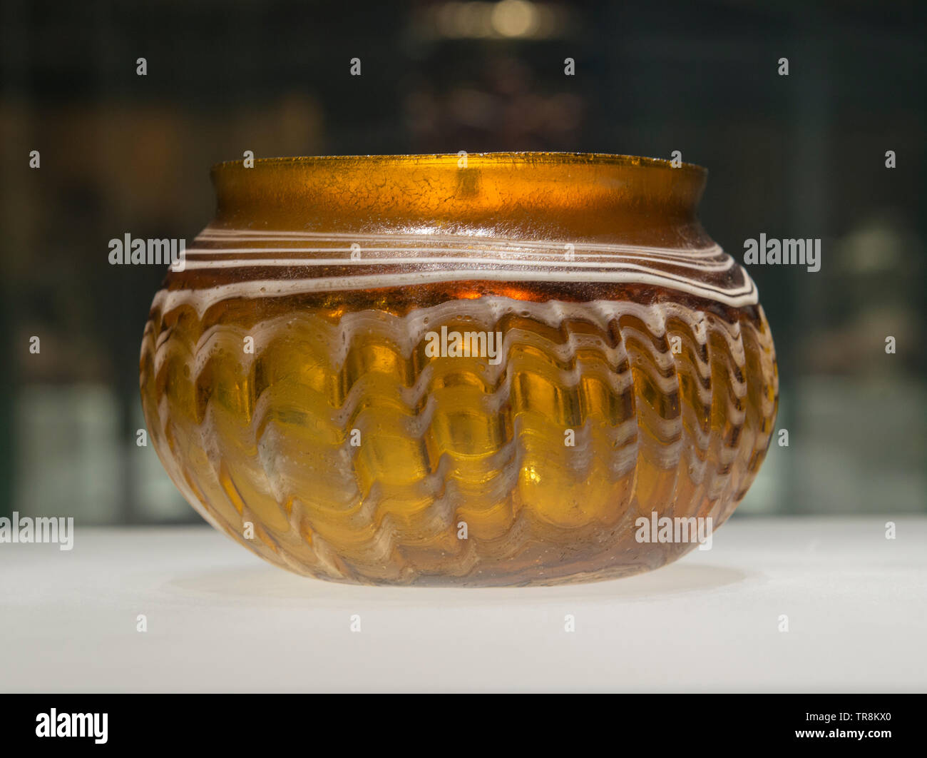 Roman glass hi-res stock photography and images - Alamy