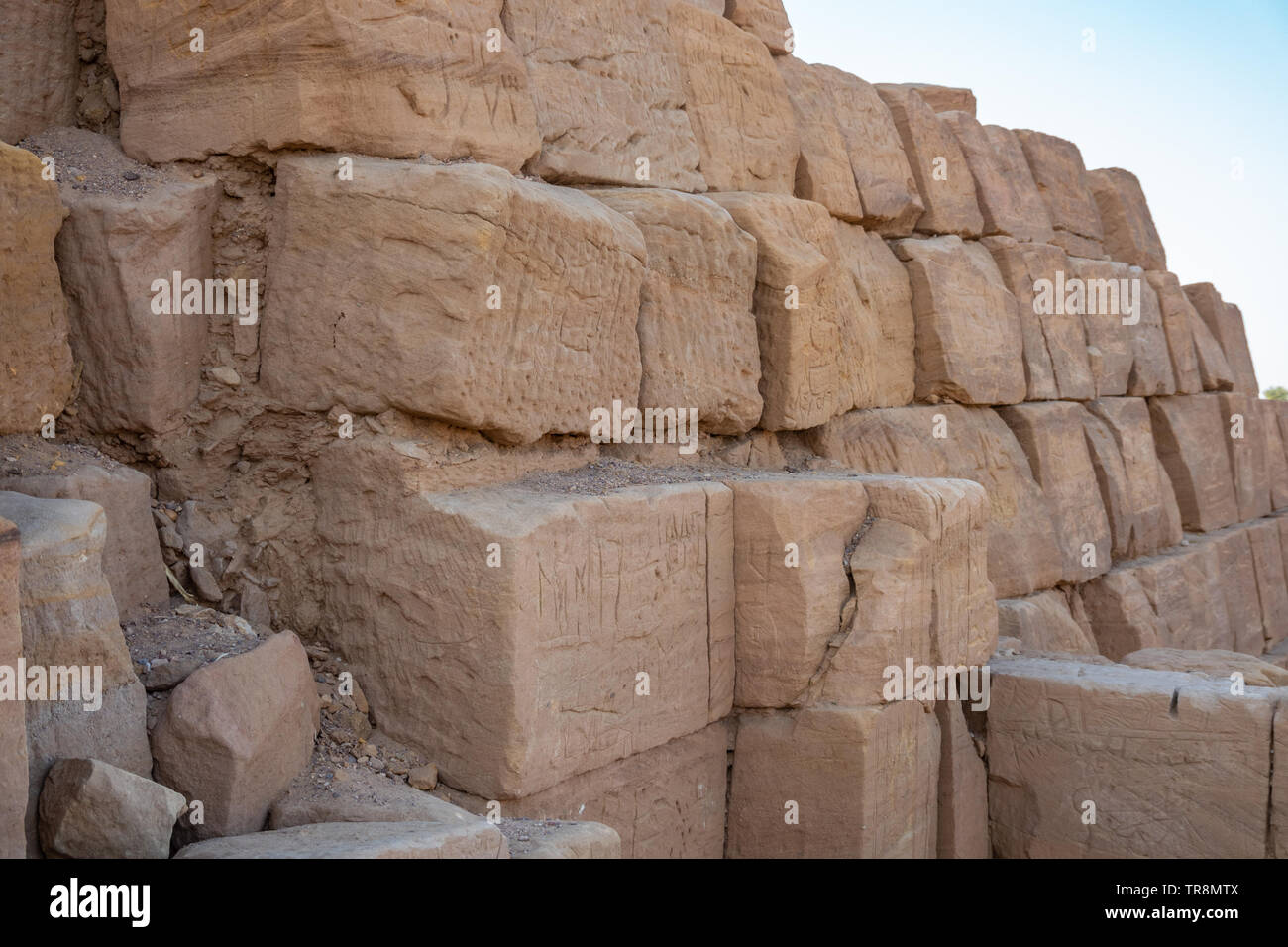 Hewn stones hi-res stock photography and images - Alamy
