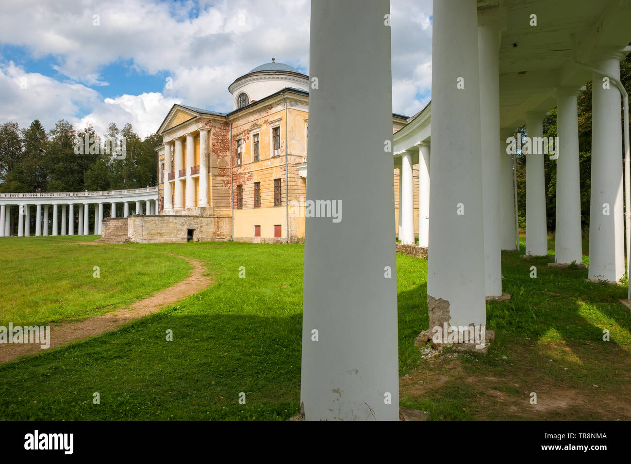 Znamenskoye hi-res stock photography and images - Alamy