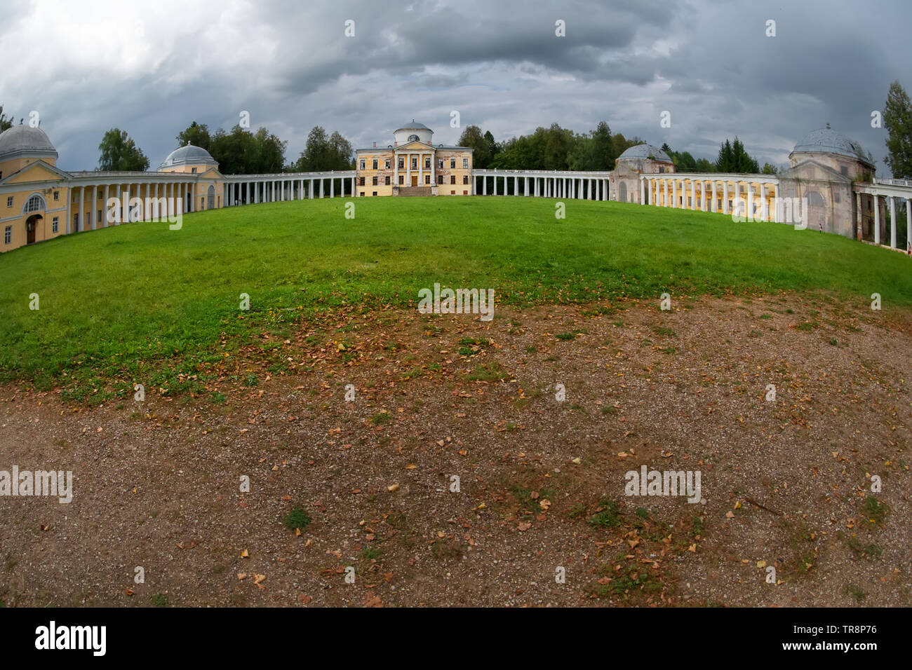 Znamenskoye hi-res stock photography and images - Alamy