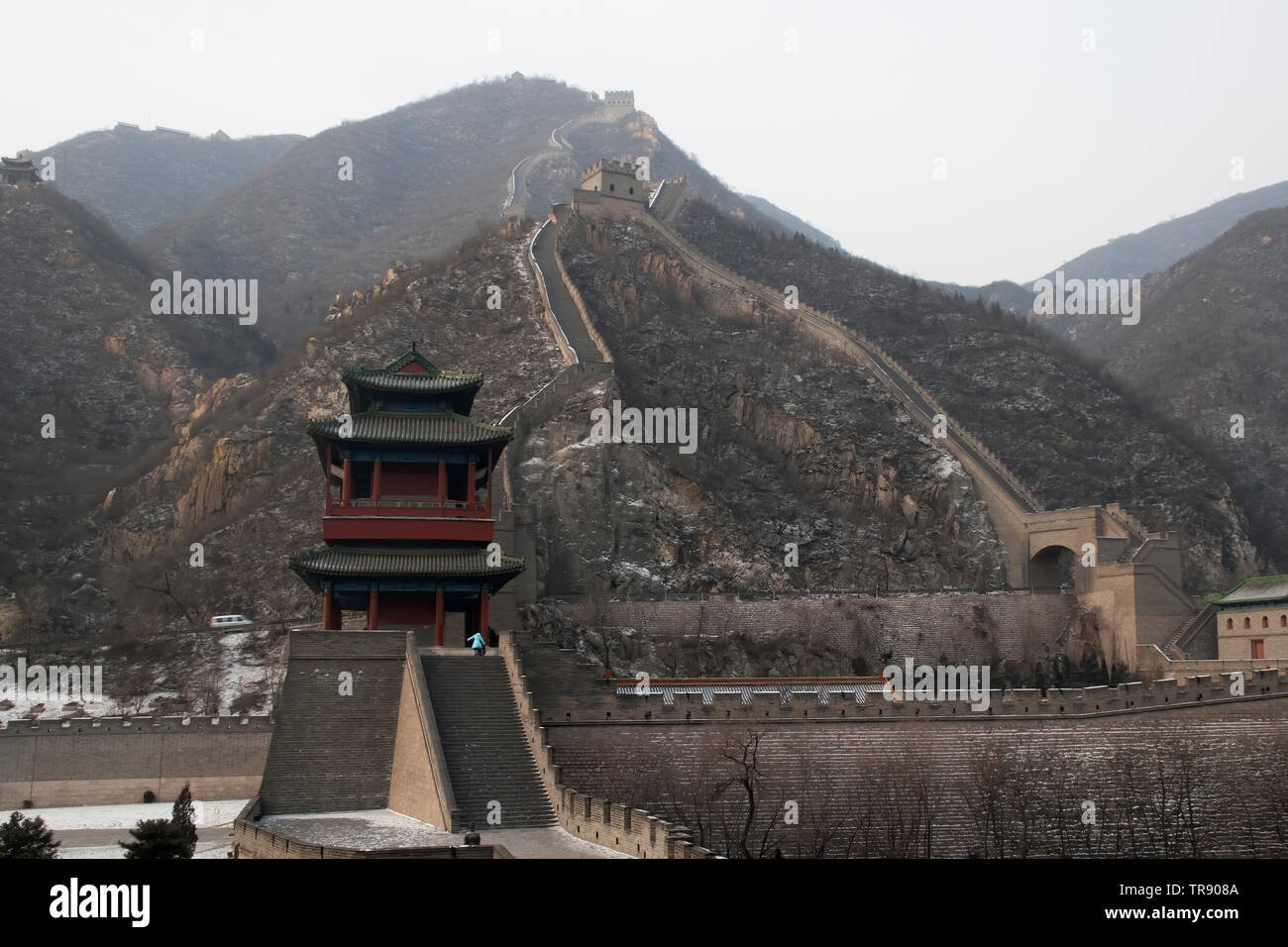 Juyong Pass China, view of the the Great Wall climbing mountains Stock ...