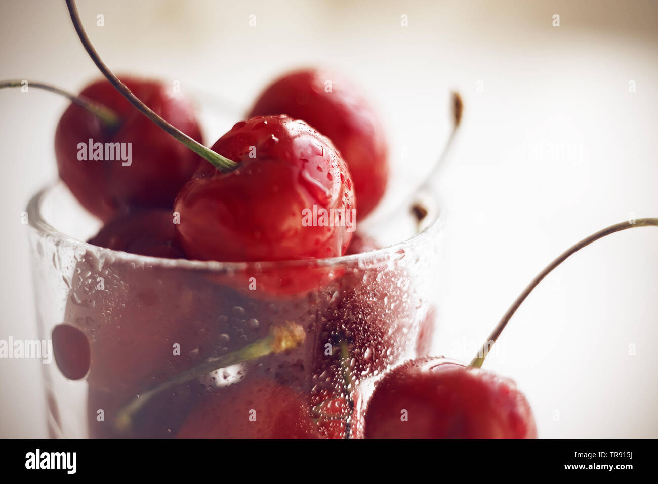Serving water in glass hi-res stock photography and images - Alamy