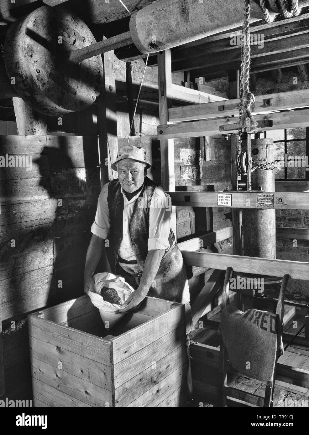 Historic milling technology hi-res stock photography and images - Alamy