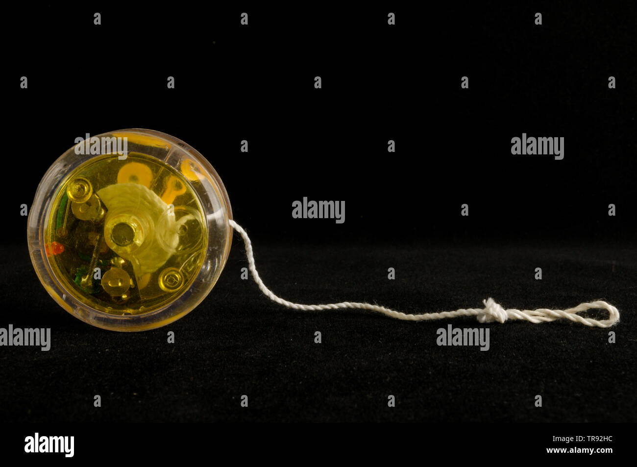 Black yoyo hi-res stock photography and images - Alamy