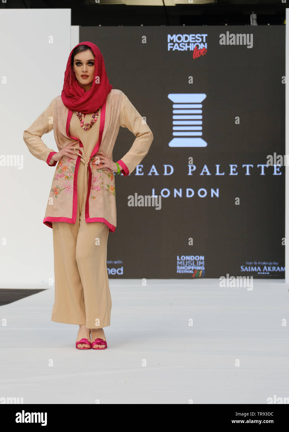 Thread Palette designs shown at the Modest Fashion Show at Muslim ...