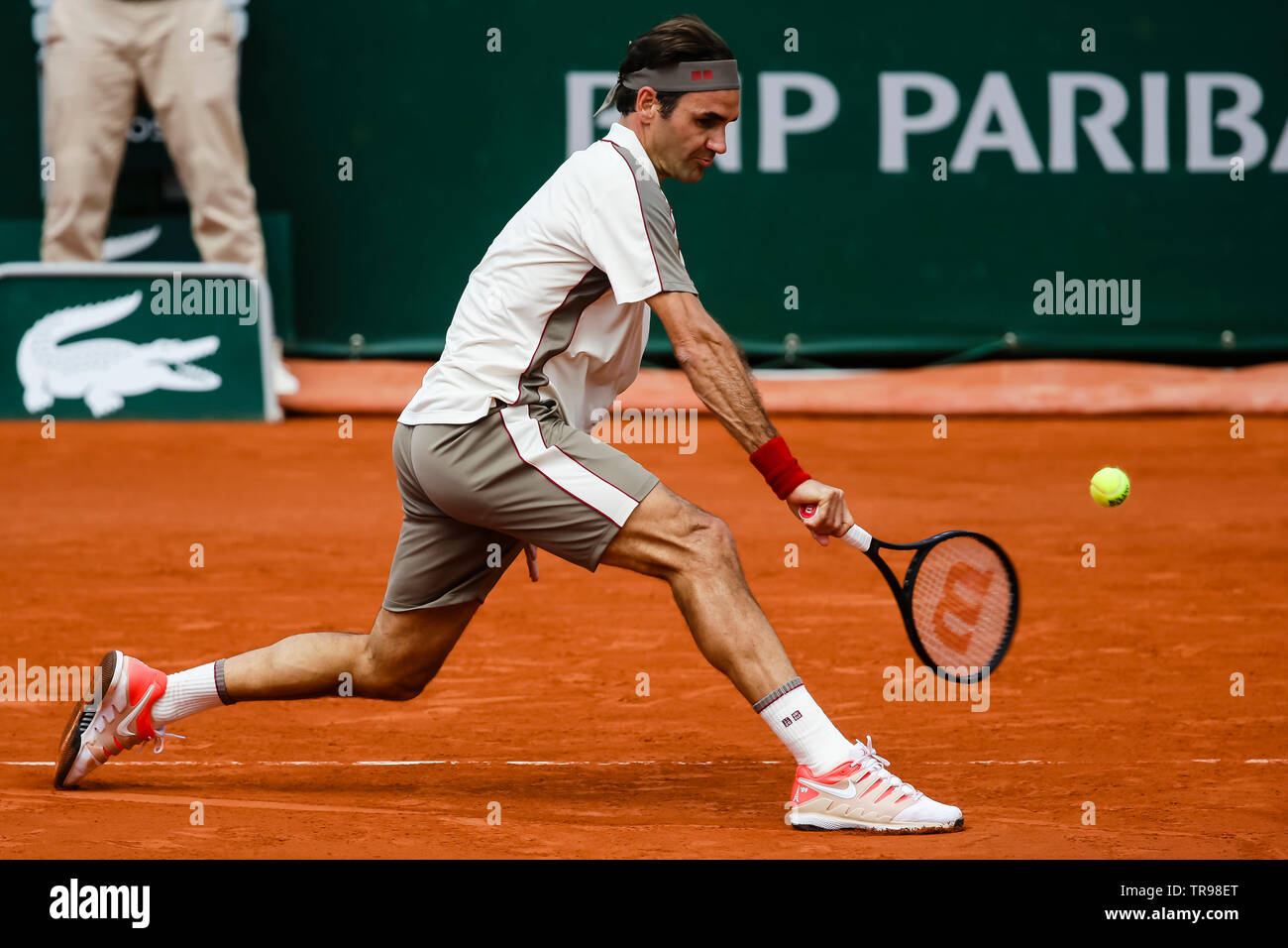 Paris, France. 31th May, 2019. Roger Federer from Switzerland in action ...