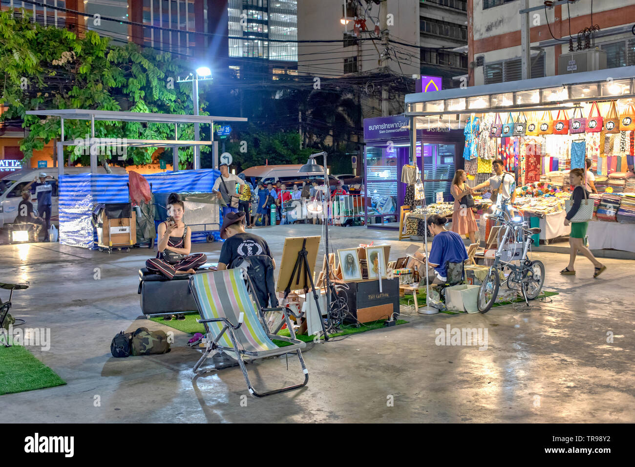 Talad neon night market hi-res stock photography and images - Alamy
