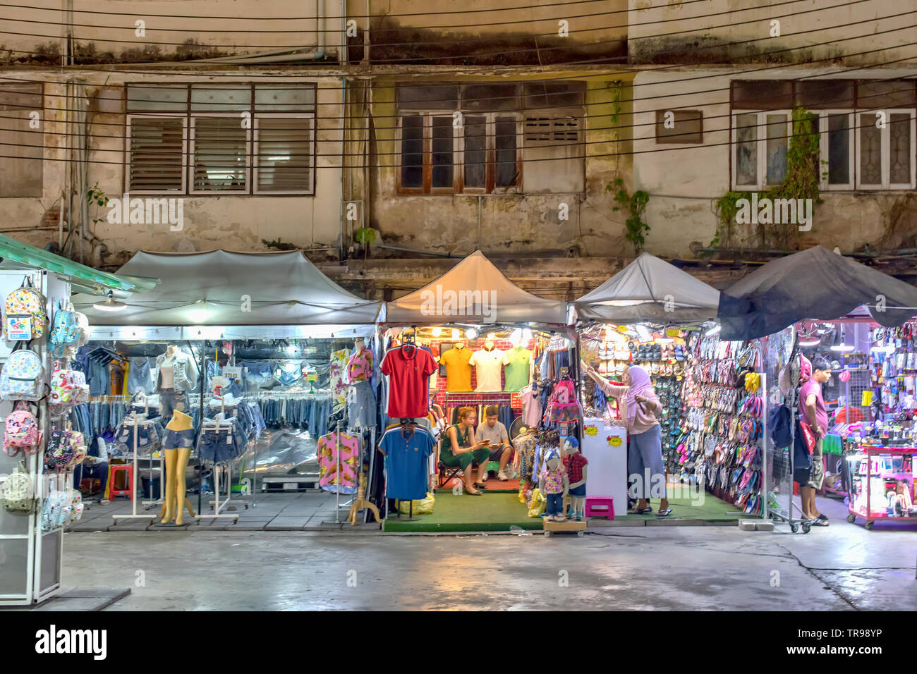 Talad neon night market hi-res stock photography and images - Alamy