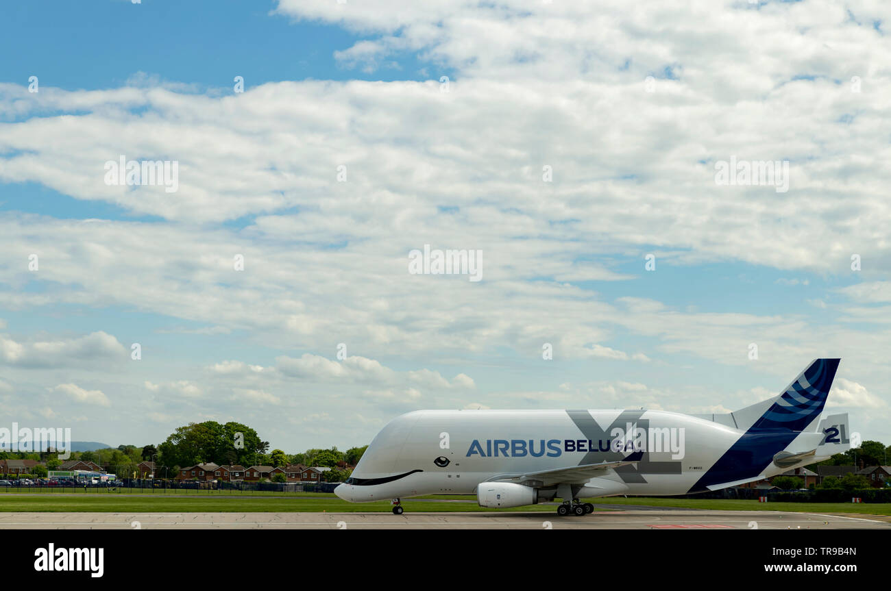 Two a350 xwb wings hi-res stock photography and images - Alamy