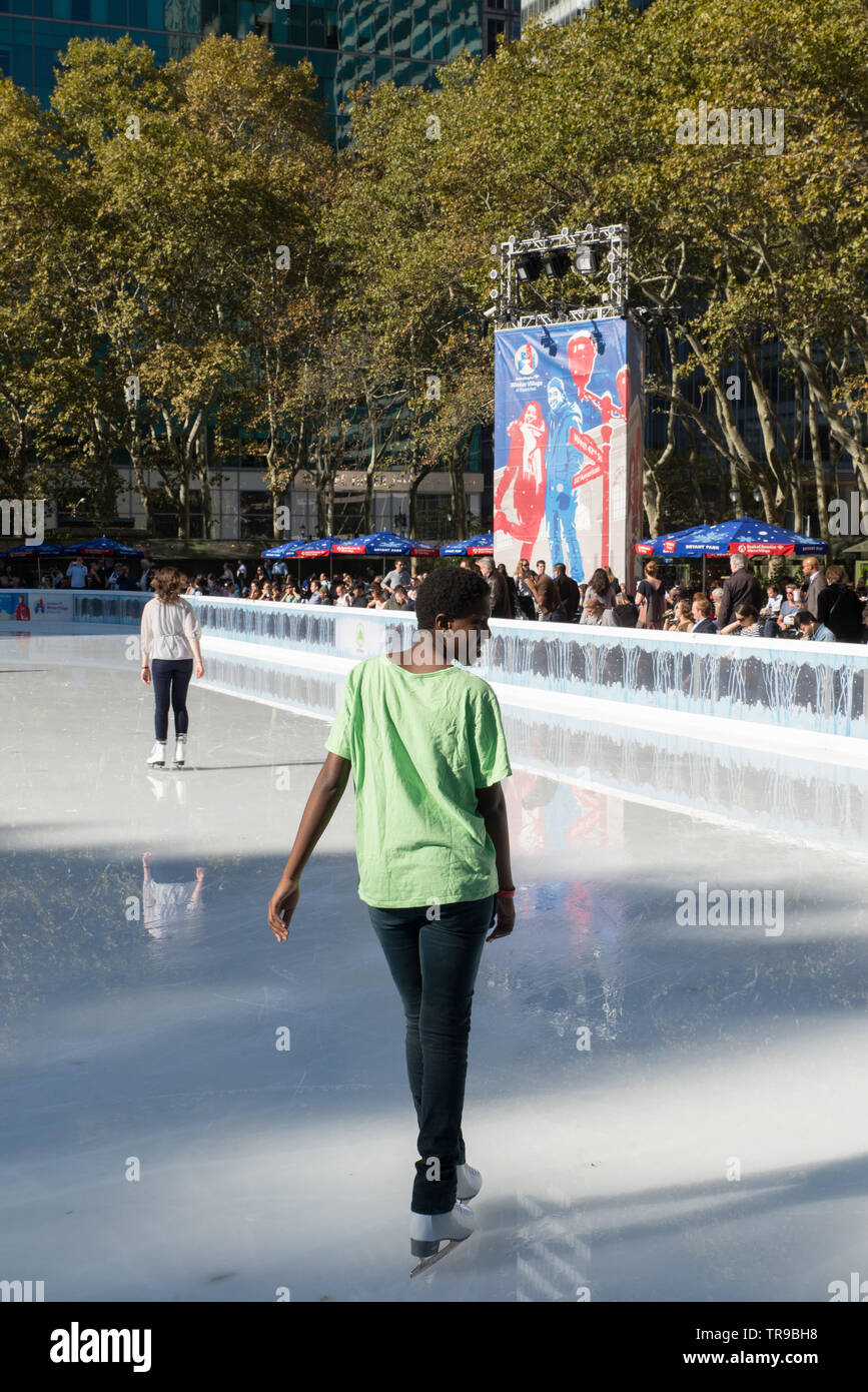 Patinoire hi-res stock photography and images - Alamy