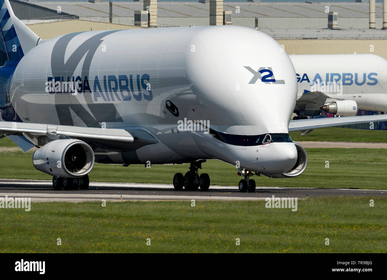 Two a350 xwb wings hi-res stock photography and images - Alamy