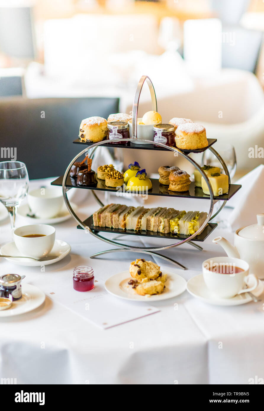 Devon cream tea hi-res stock photography and images - Alamy