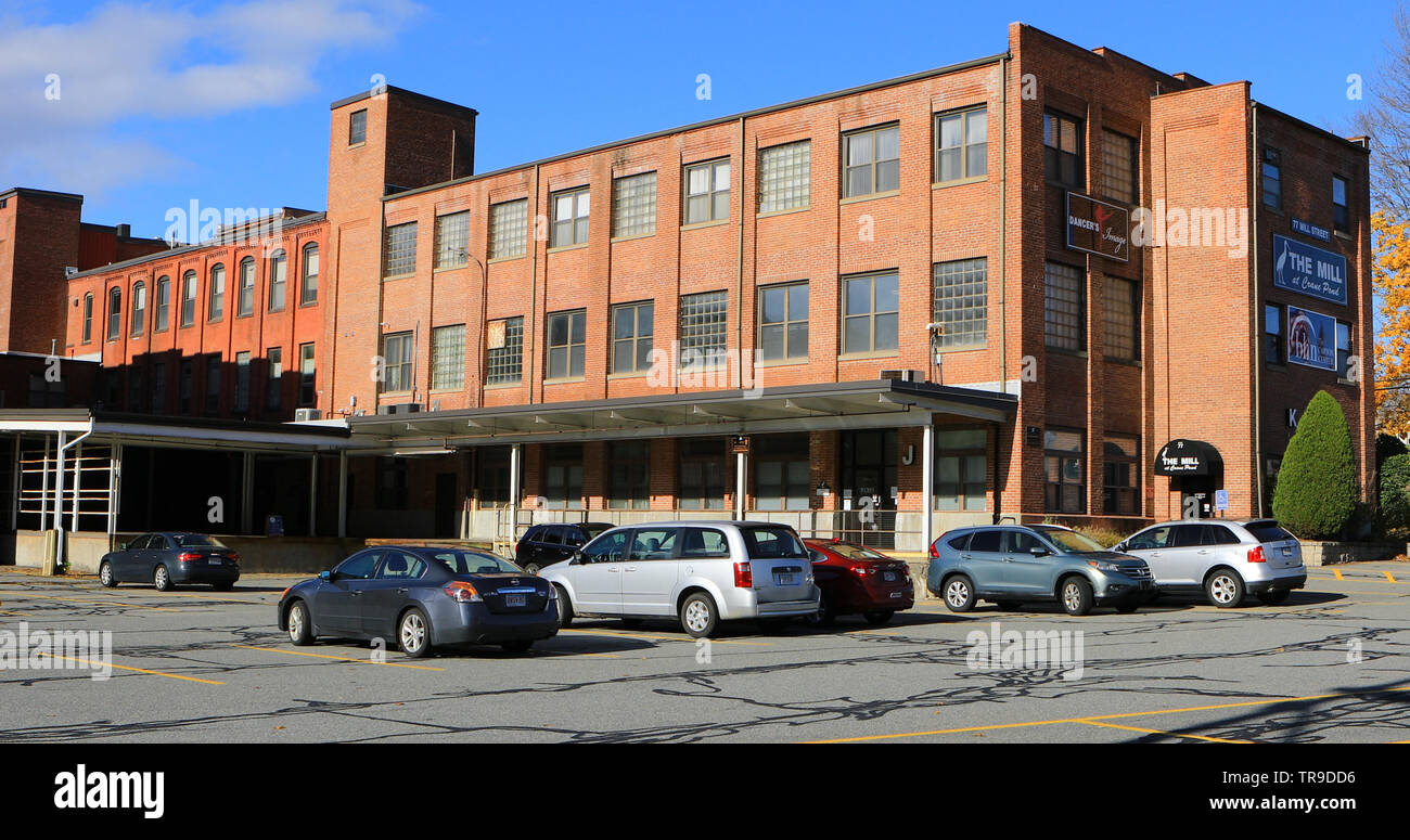 Converted old mill hi-res stock photography and images - Alamy