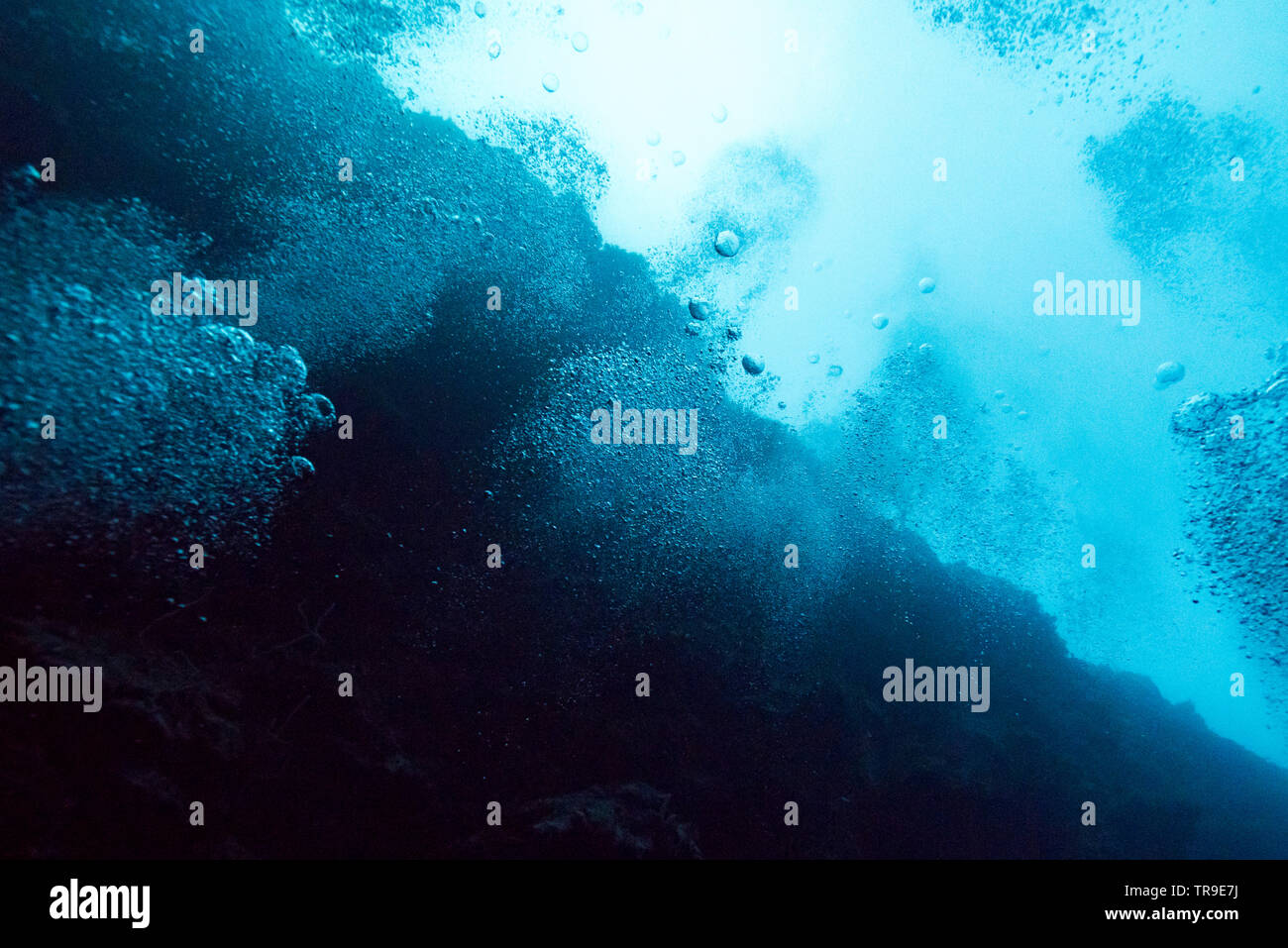 Underwater, Great Blue Hole, Belize Barrier Reef, Lighthouse Reef ...