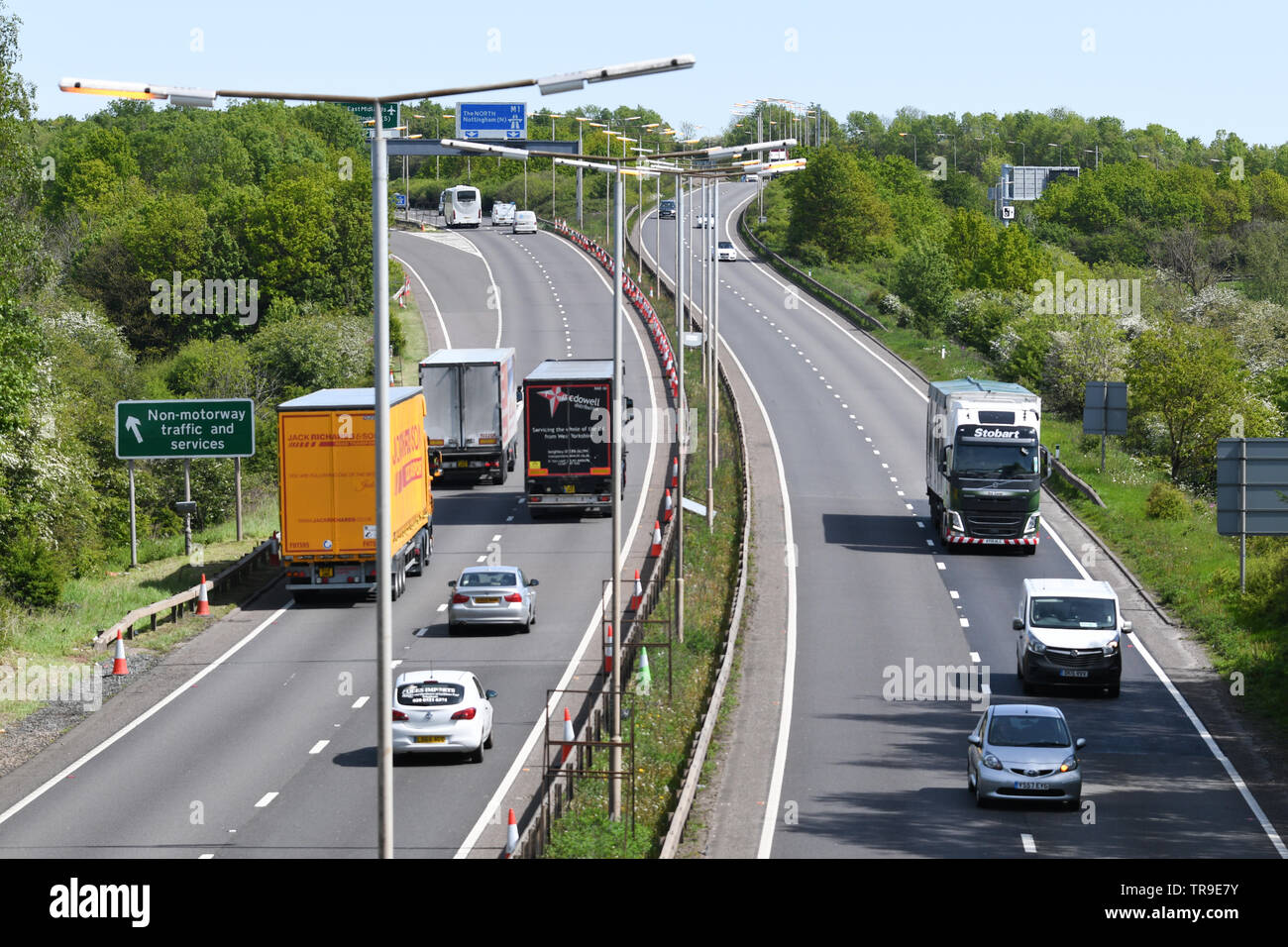 traffic on the a42 in leicestershire Stock Photo - Alamy