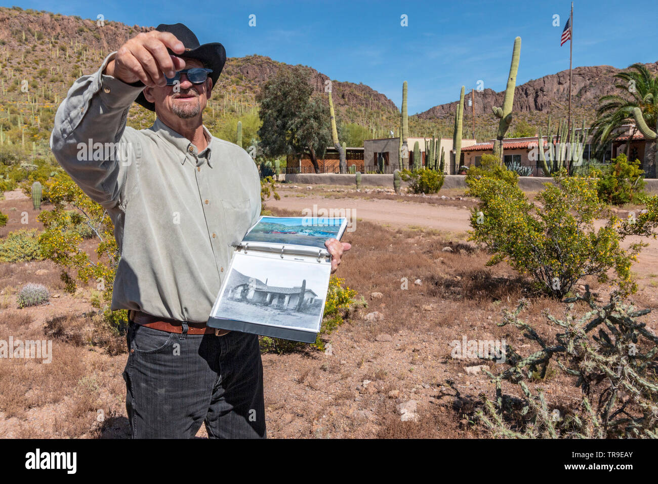 Movie historian hi-res stock photography and images - Alamy