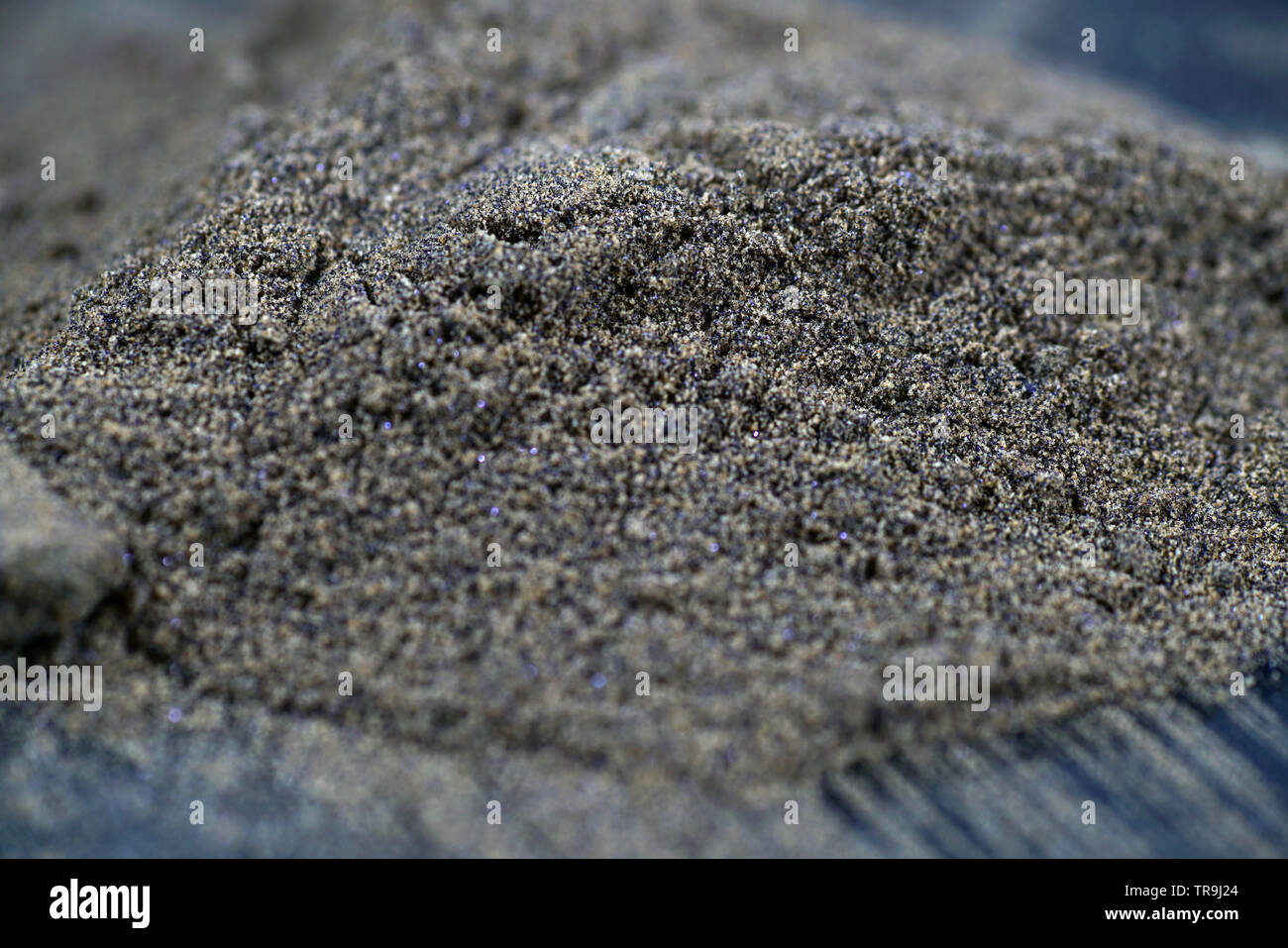 Potassium is a chemical element and was photographed here with a dark ...