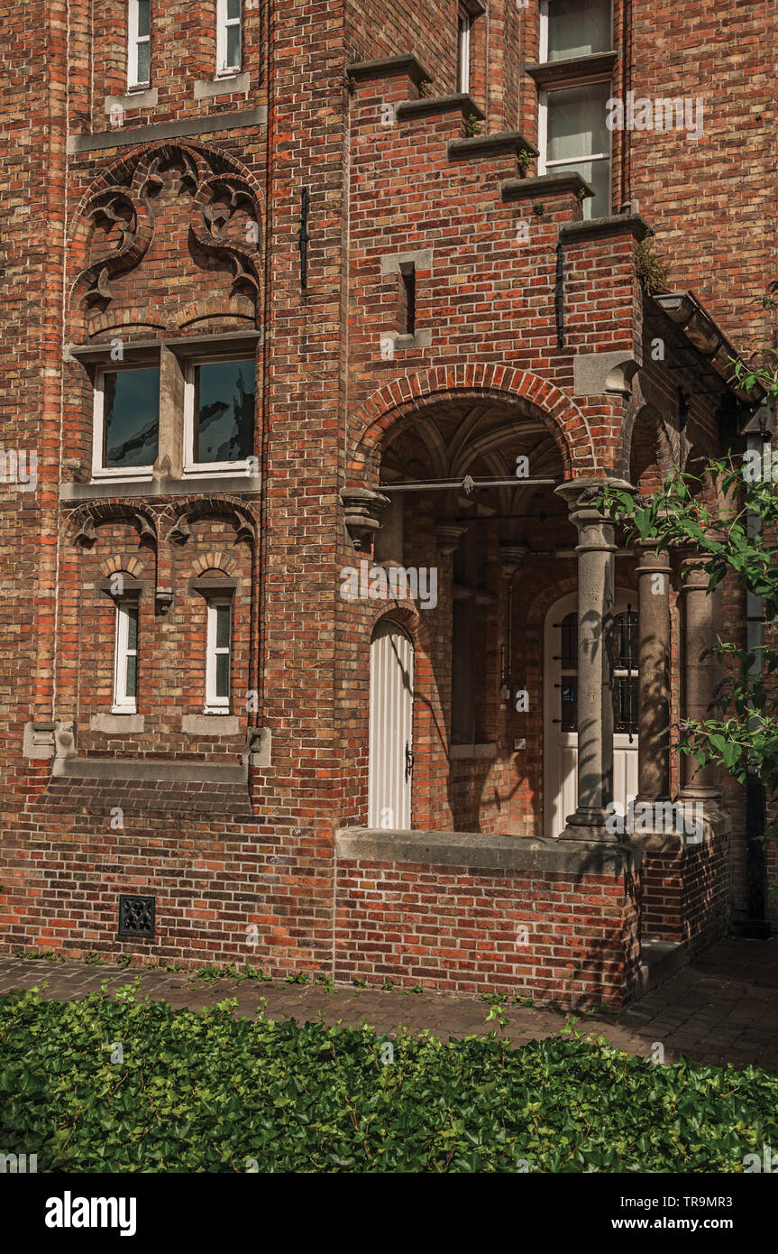 Flemish garden brick hi-res stock photography and images - Alamy