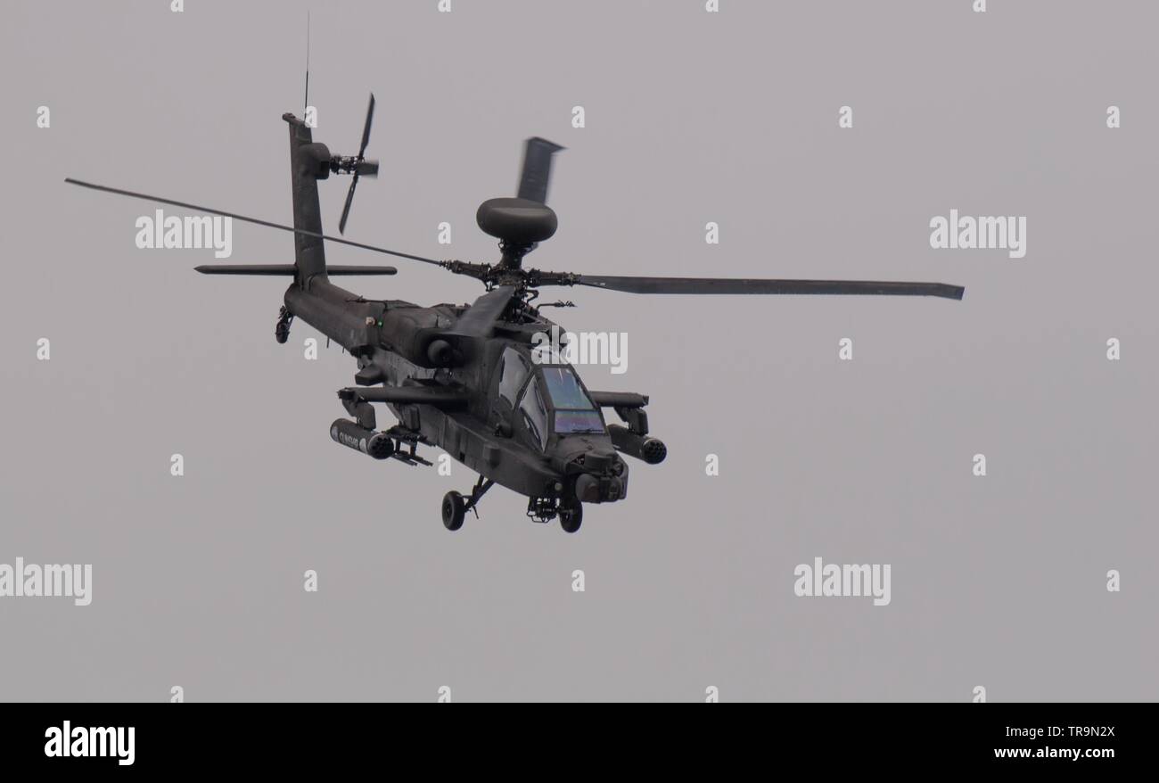 British Army Apache Helicopter High Resolution Stock Photography and ...