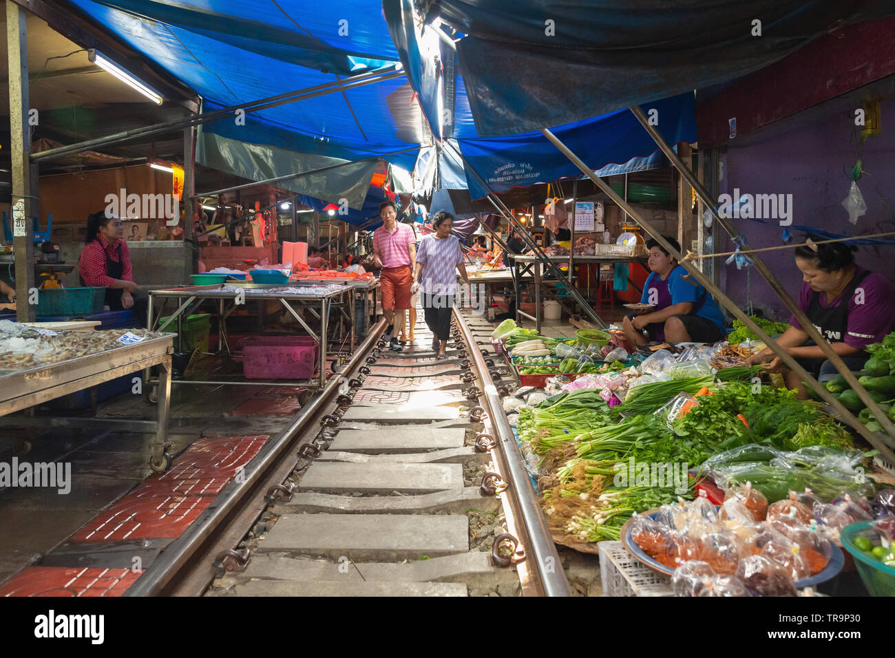 Bangkok rail railway hi-res stock photography and images - Alamy