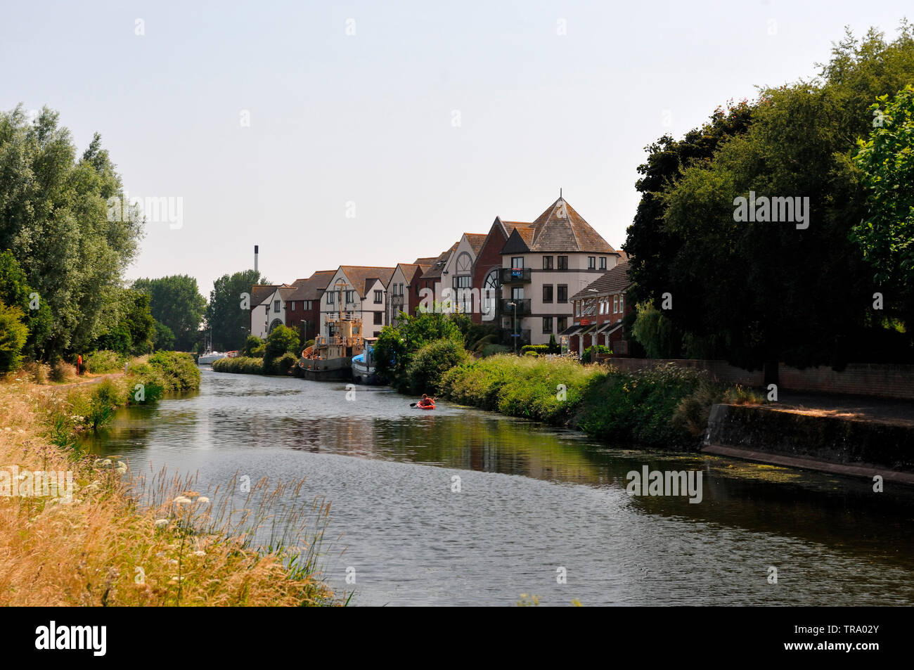 Riverside valley park hi-res stock photography and images - Alamy