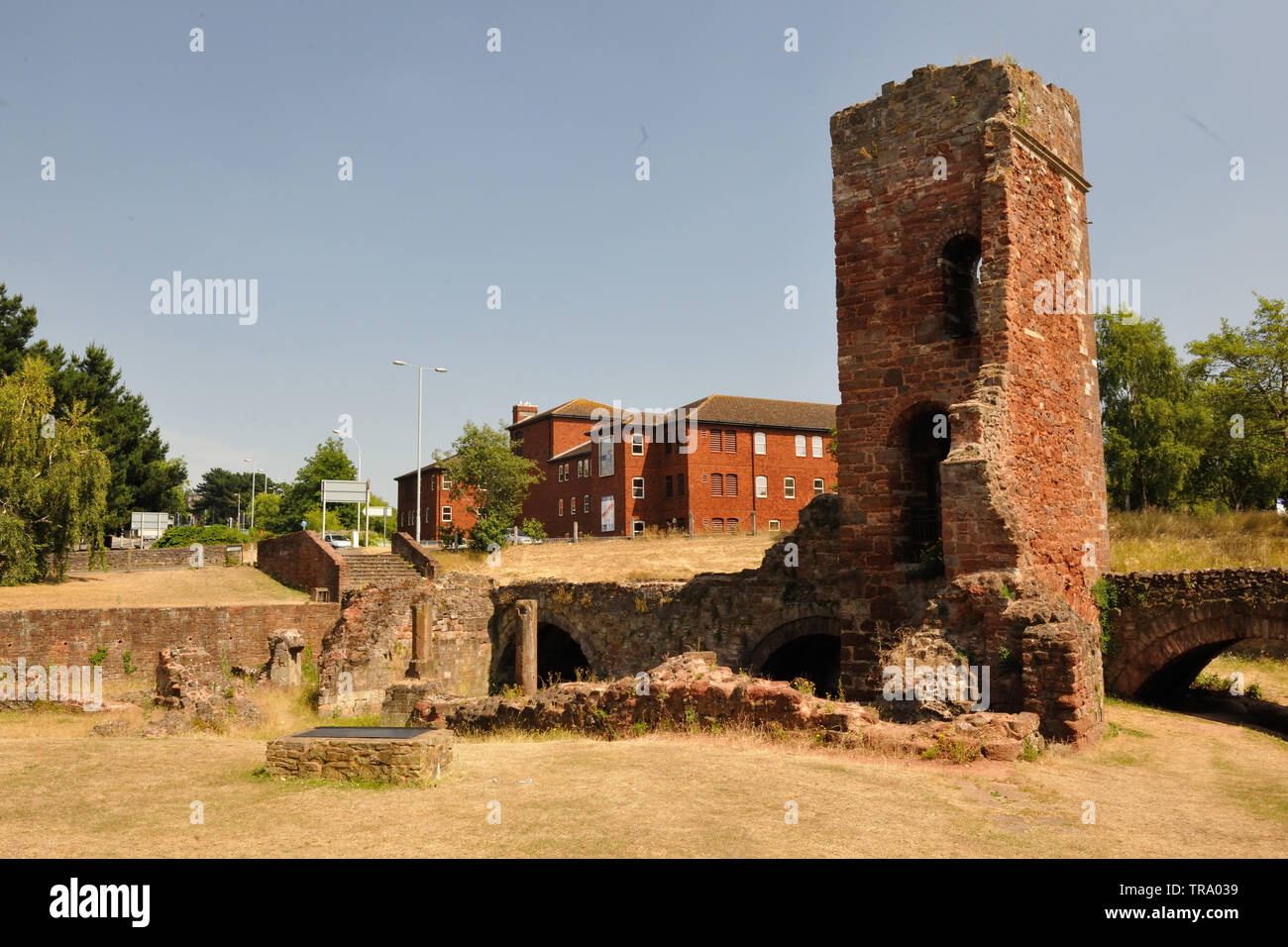 Medieval Exe Bridge and St Edmund's Tower, Exeter, Devon Stock Photo ...