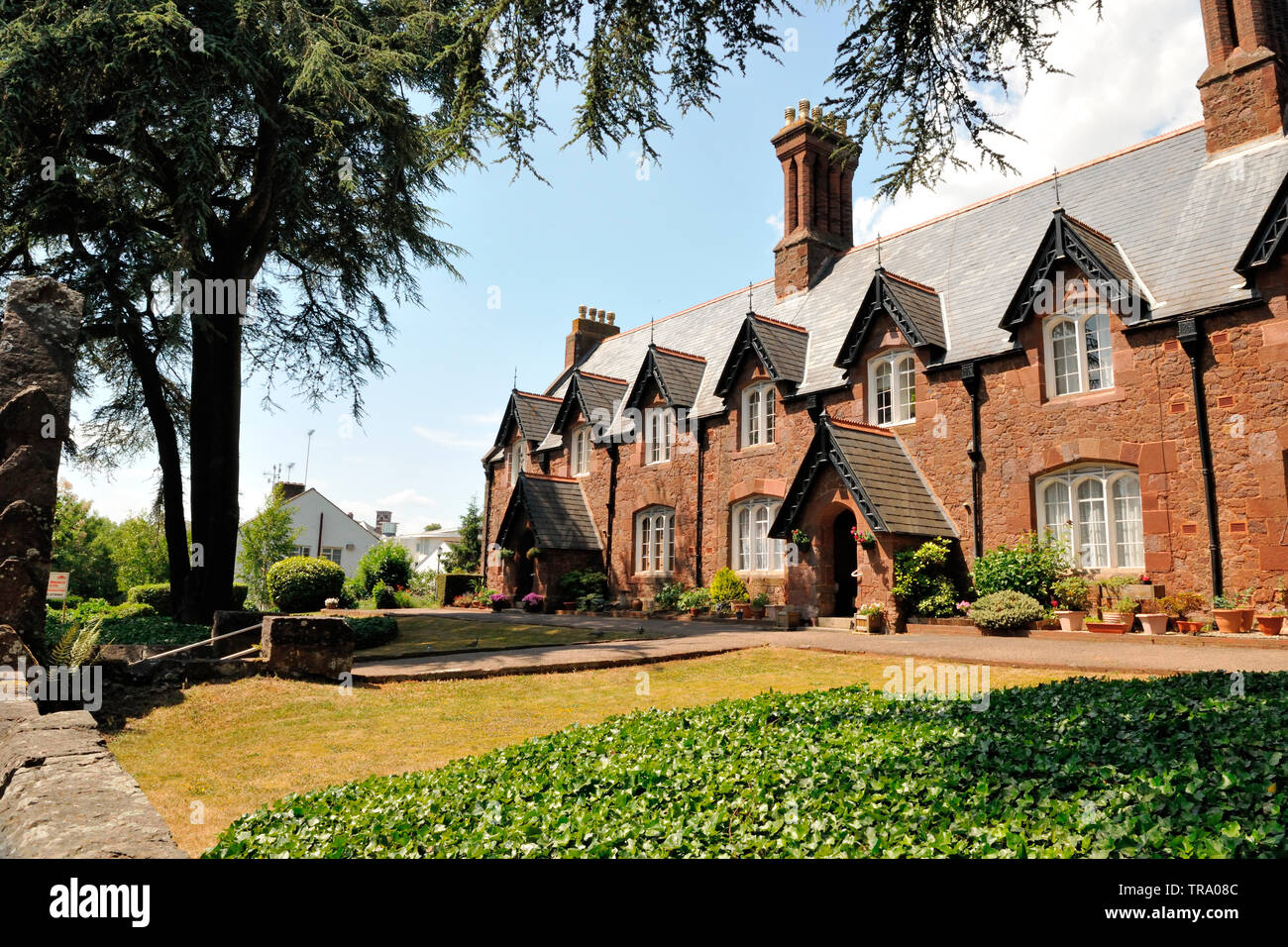 St mary magdalen almshouses hi-res stock photography and images - Alamy