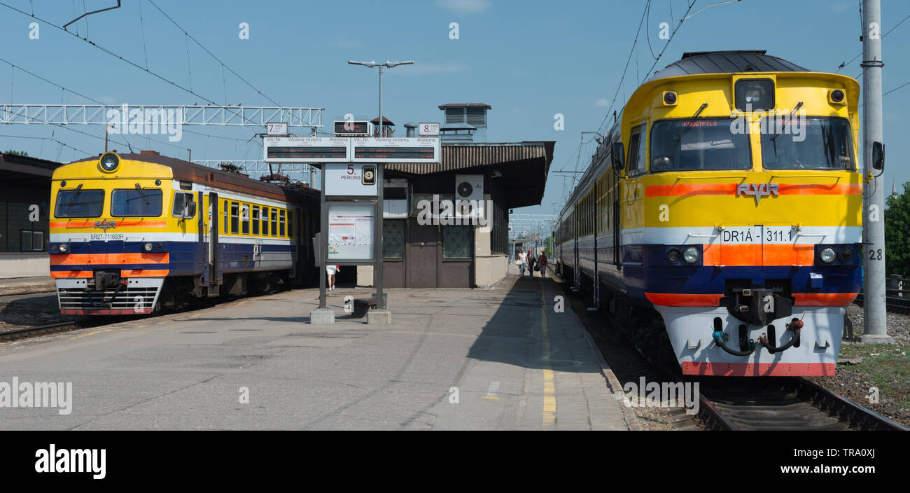 Riga train station hi-res stock photography and images - Alamy