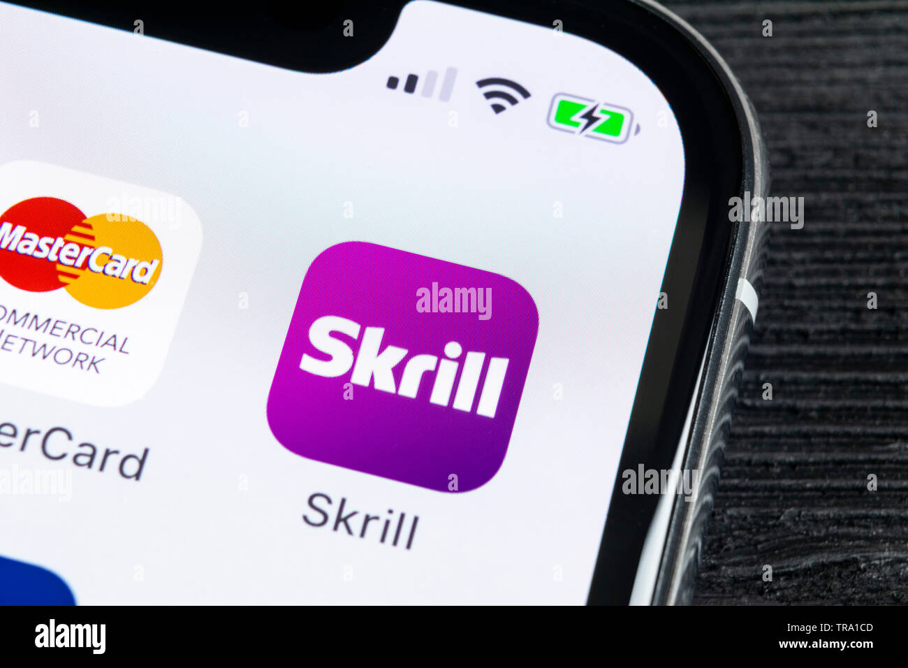Skrill icon hi-res stock photography and images - Alamy