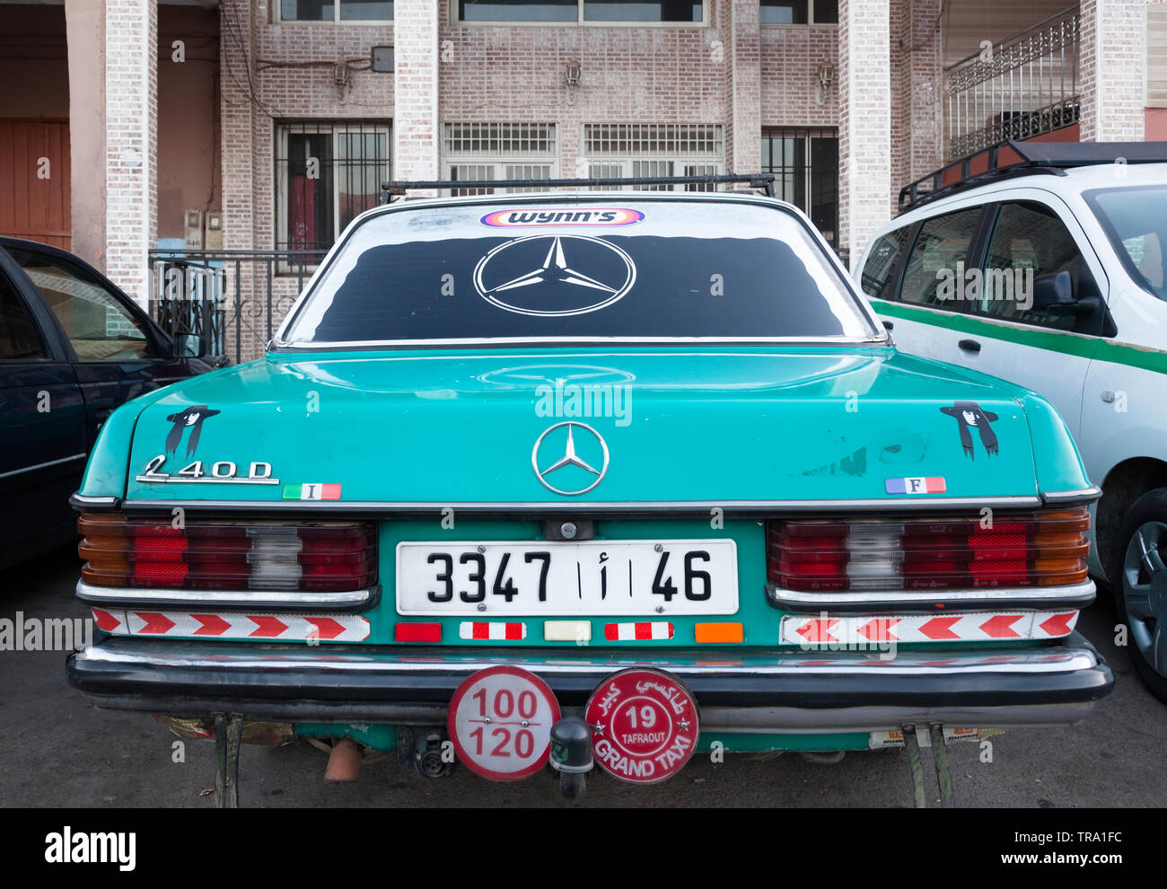 Grand taxi tafraoute hi-res stock photography and images - Alamy