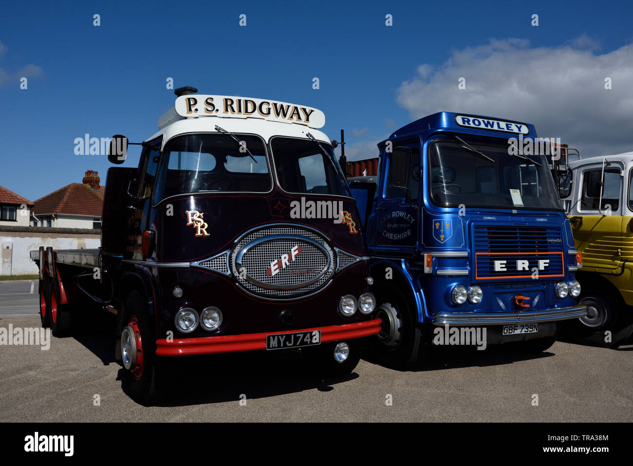 Classic erf lorry hi-res stock photography and images - Alamy