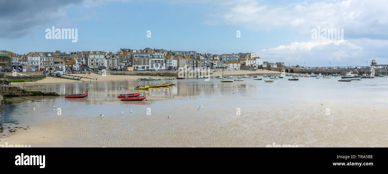 Dull summer day uk hi-res stock photography and images - Alamy