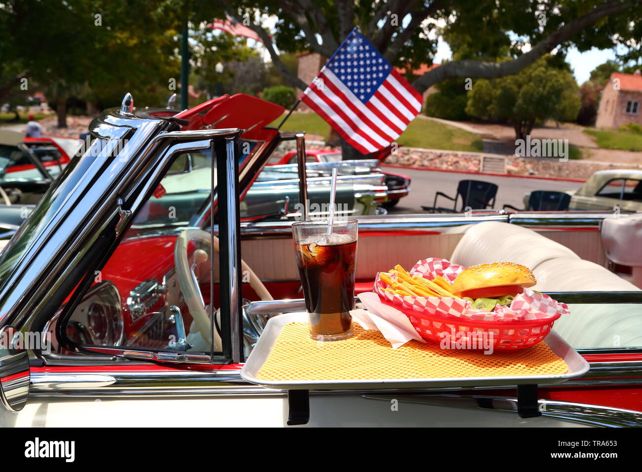 Hot sunny day for car show hi-res stock photography and images - Alamy