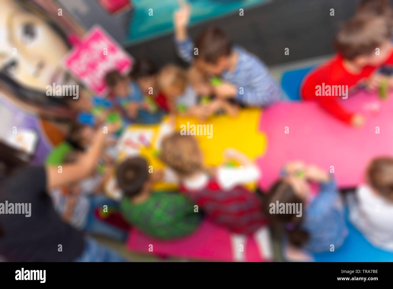 Child setting table hi-res stock photography and images - Alamy