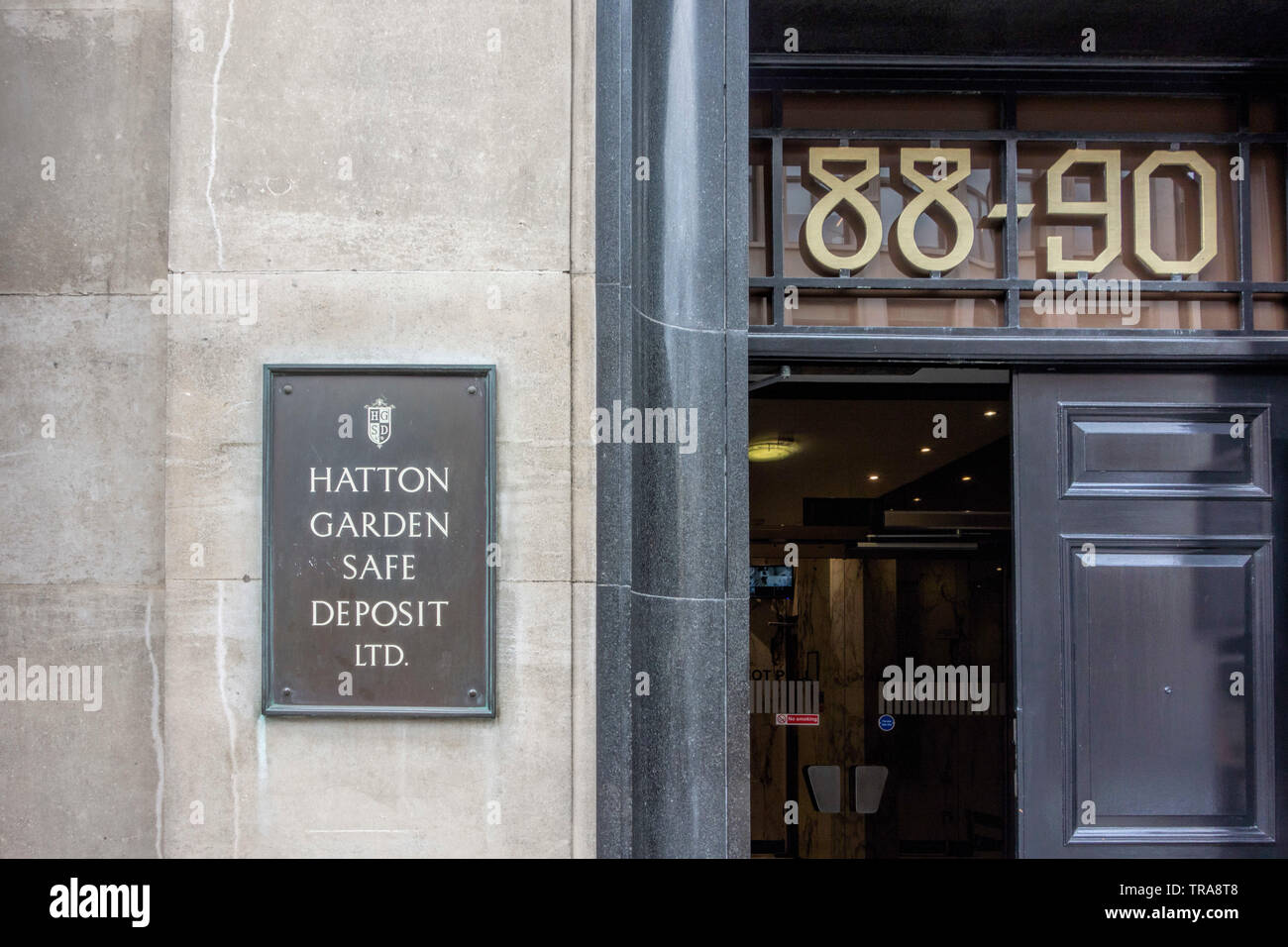 88 90 hatton garden hi-res stock photography and images - Alamy