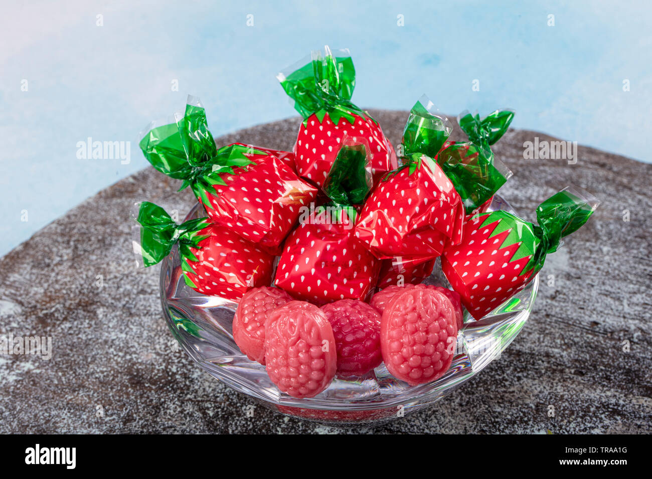 Strawberry flavoured sweets hi-res stock photography and images - Alamy