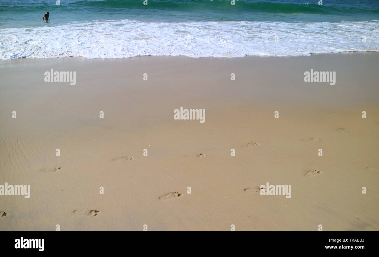 Splashing footprints hi-res stock photography and images - Alamy