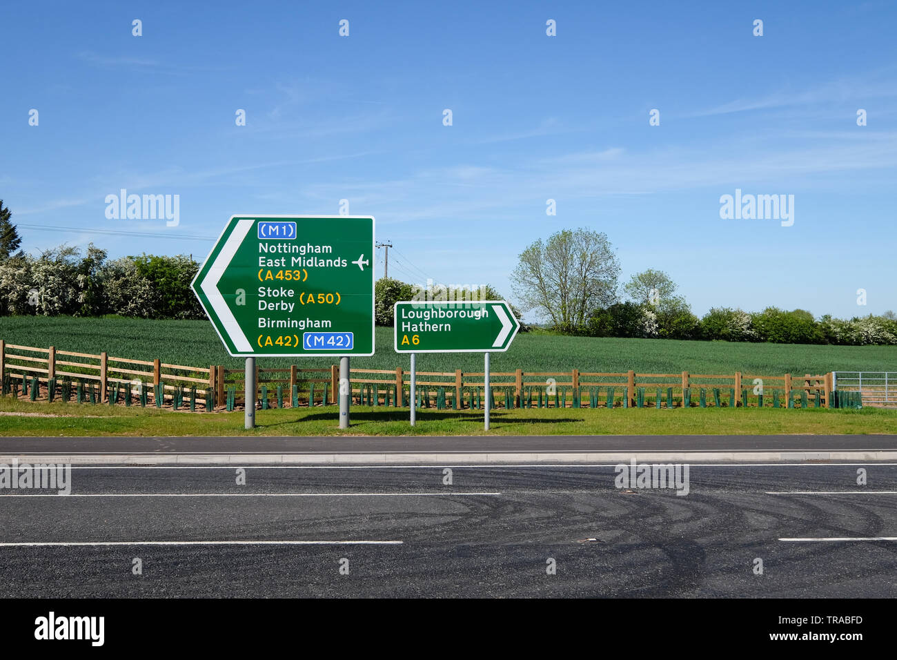 Signs signage hi-res stock photography and images - Alamy