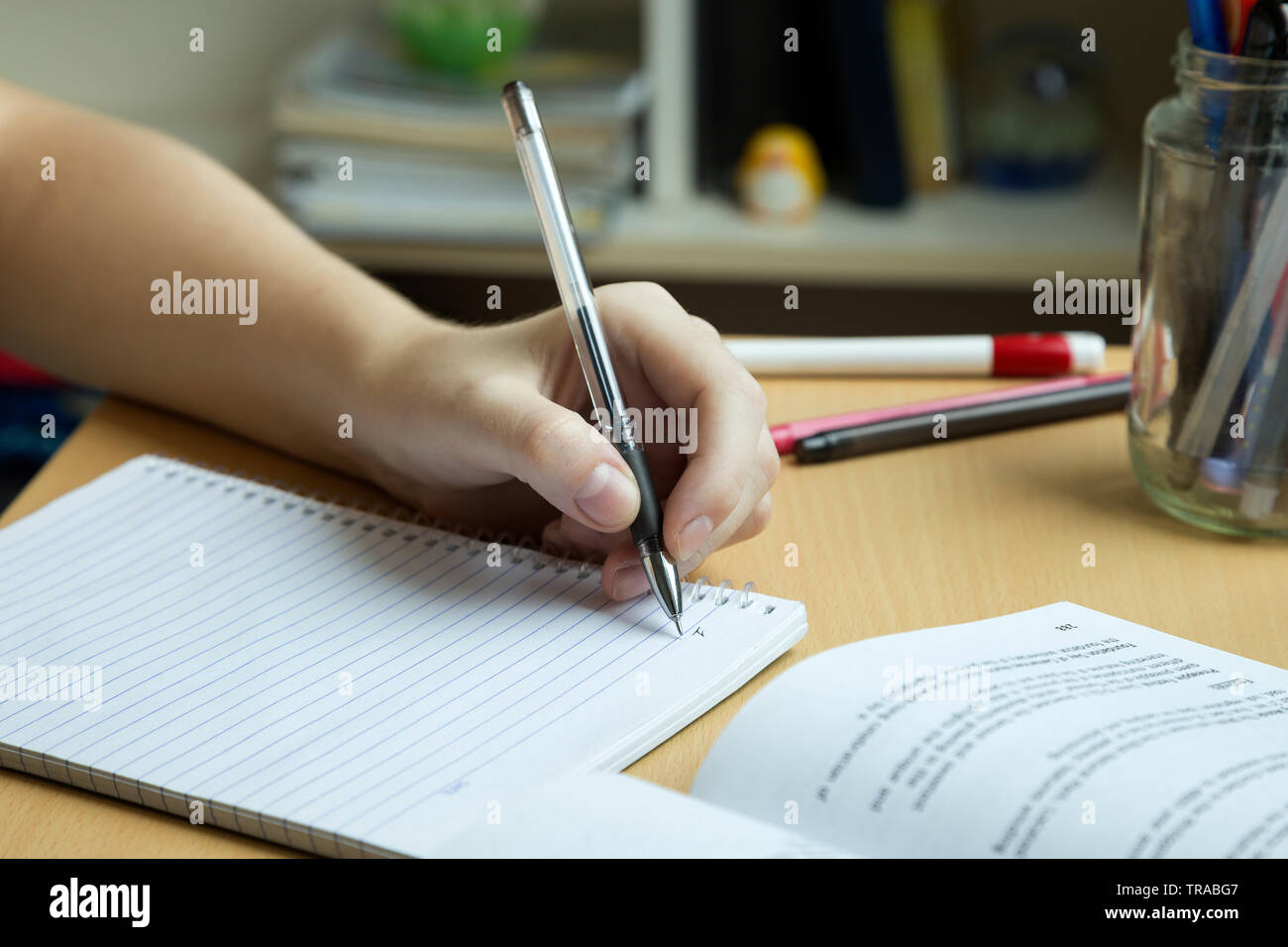 Left hand writing hi-res stock photography and images - Alamy