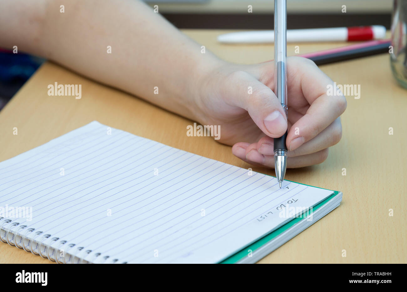 Hand writing with a pen hi-res stock photography and images - Alamy